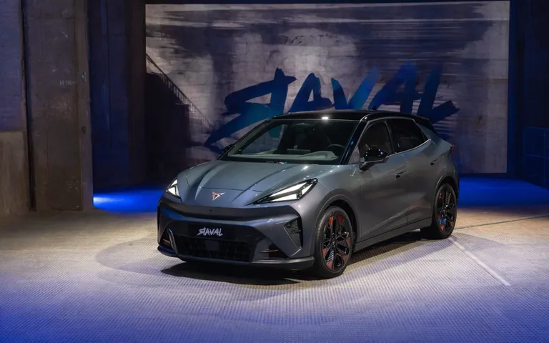 Zeekr 8X — PHEV SUV with up to 328 km electric range